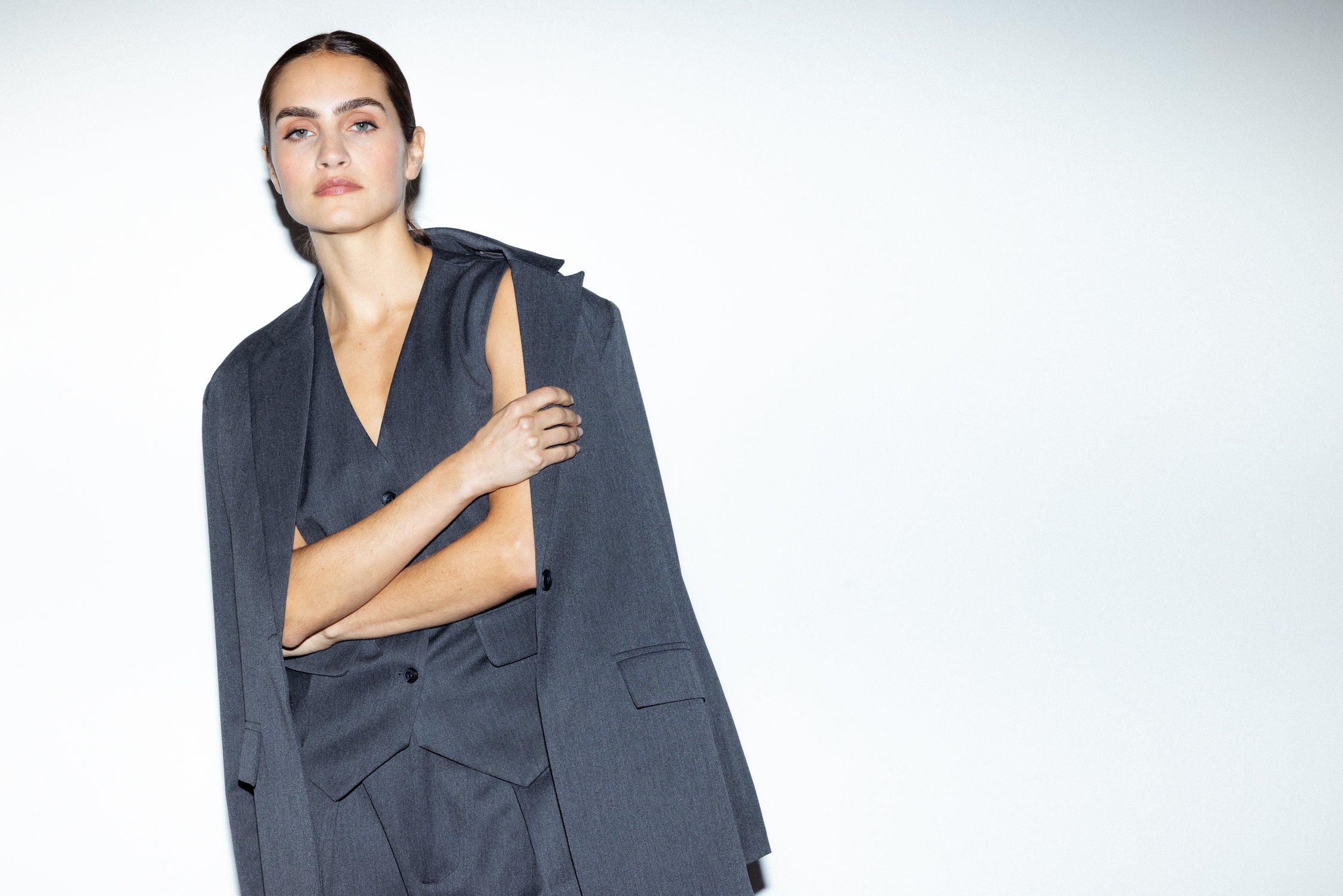 RAE Antwerp - Official Website - Shop The New Season Collection
